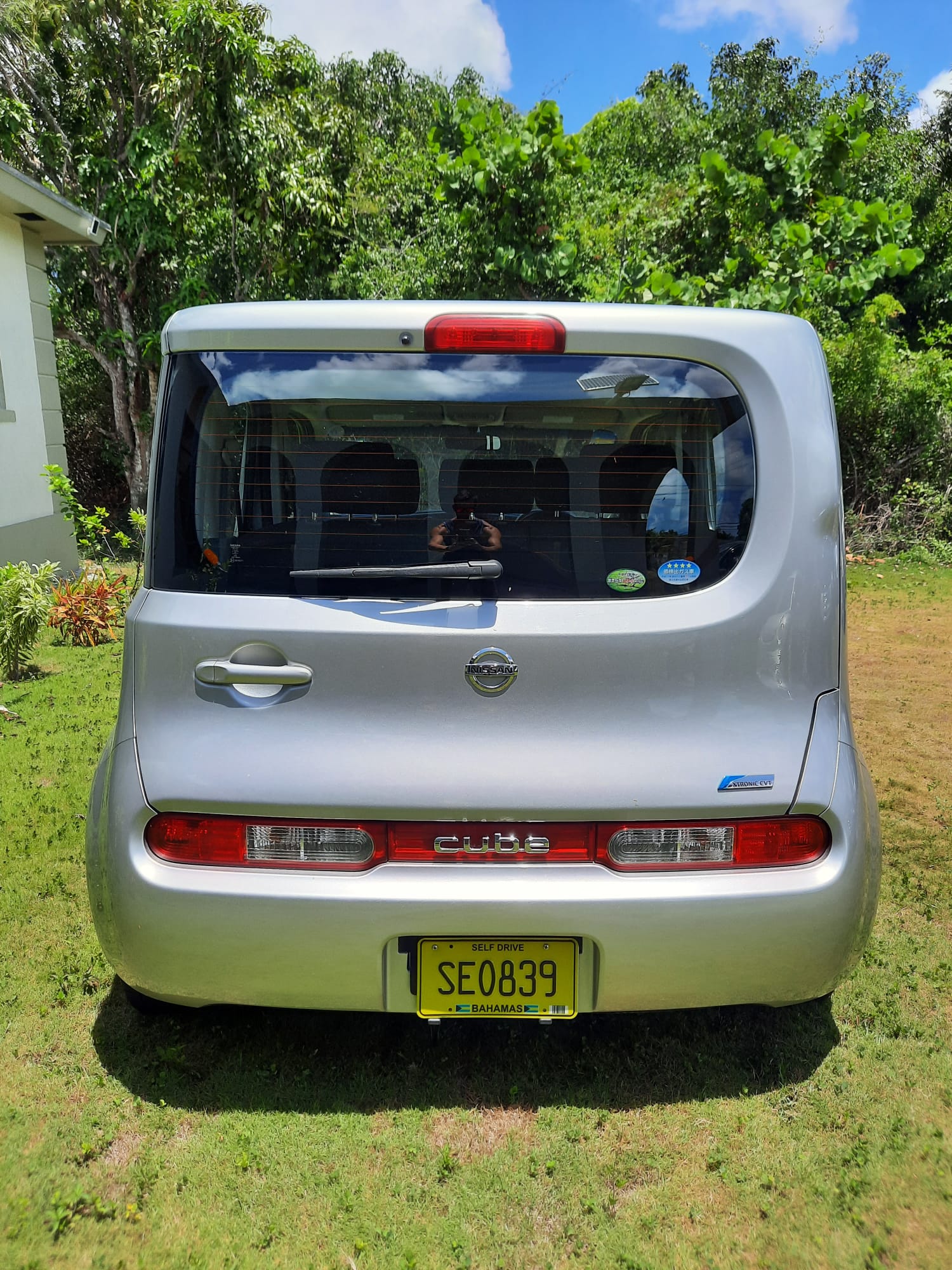 Nissan Cube – BnB Car Rentals
